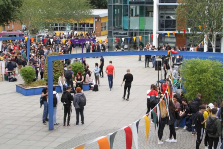 Top 8 Sixth Form Colleges in the UK - Edumentors