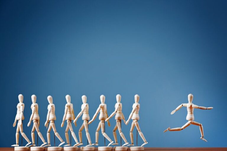 Types Of Conformity And Explanations - A Level Psychology